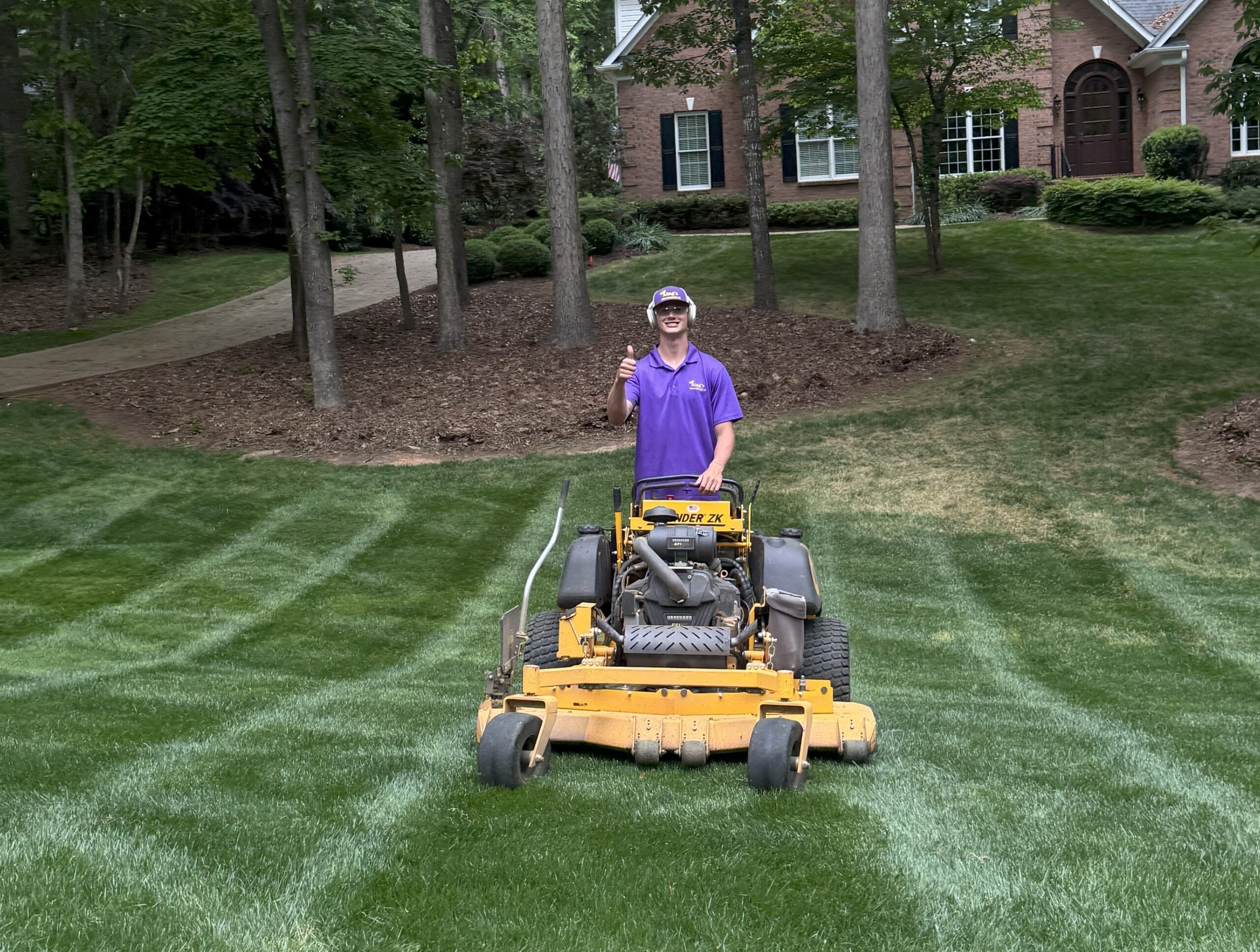 Home - kings Lawn and Landscape